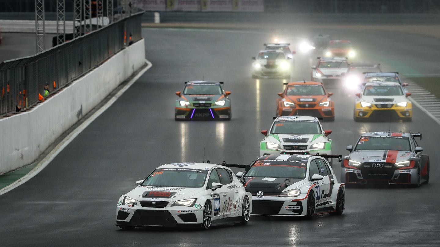 Silverstone 24 Hours 2018 - Paddock 42