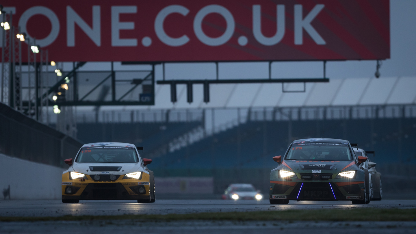 Silverstone 24 Hours 2018 - Paddock 42